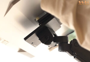 iggy LS112レビュー：予算1万円で買える高コスパなガス式モニターアームを試す | ちもろぐ